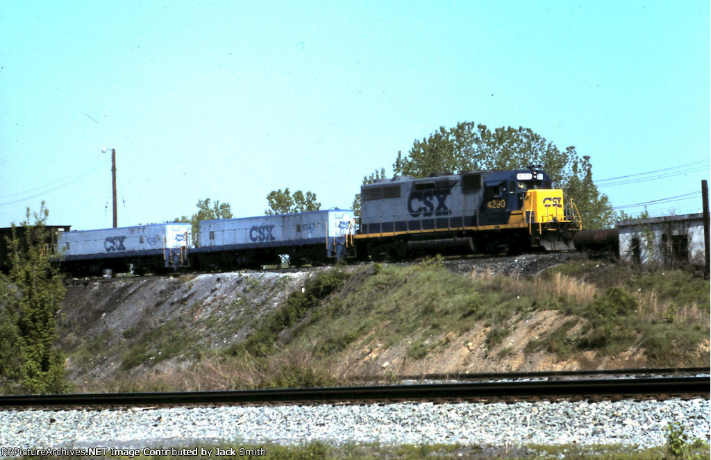 CSX 4290, 1047, & 1049